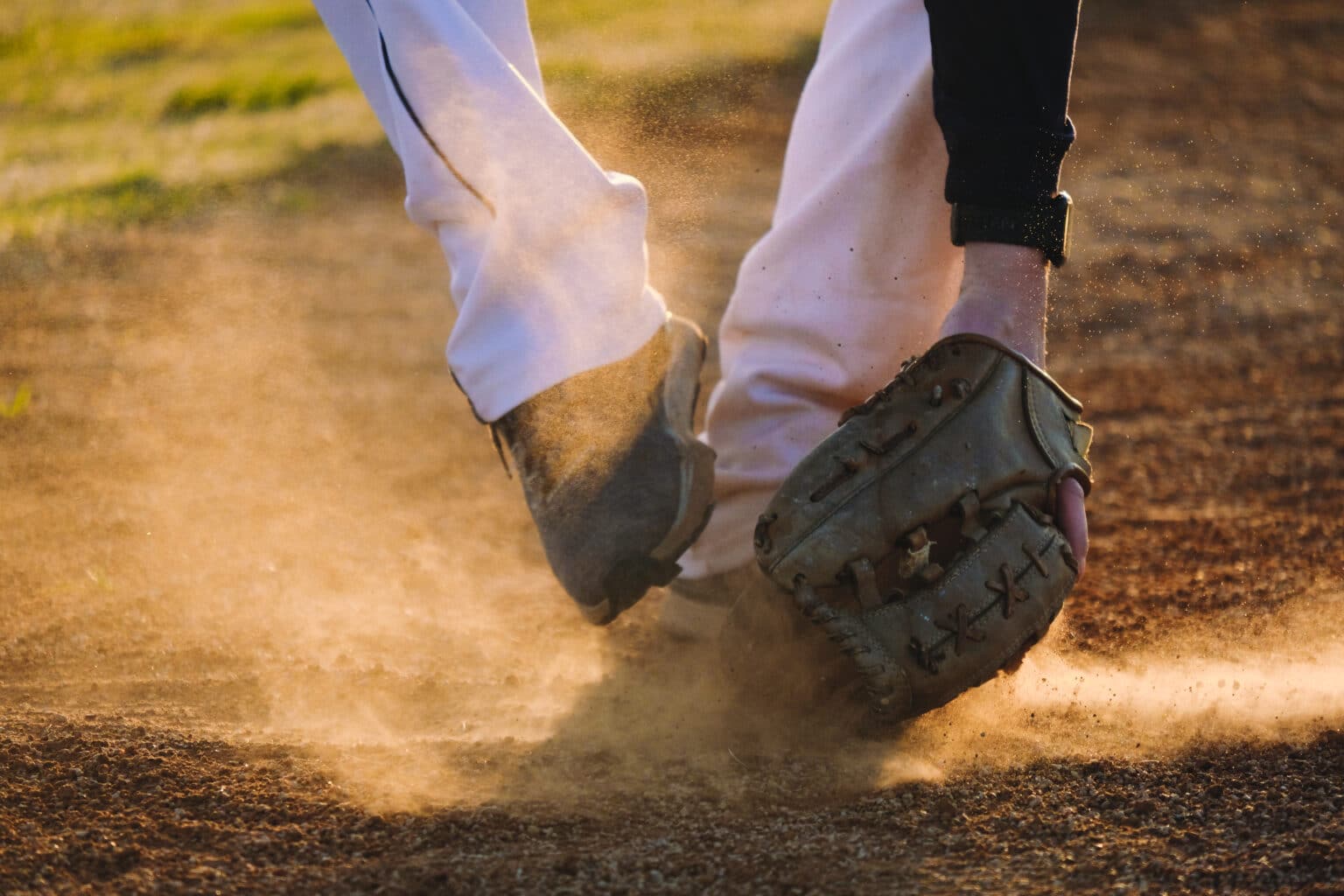 Heel Pain in Baseball Players: Causes and Treatment for Illinois ...
